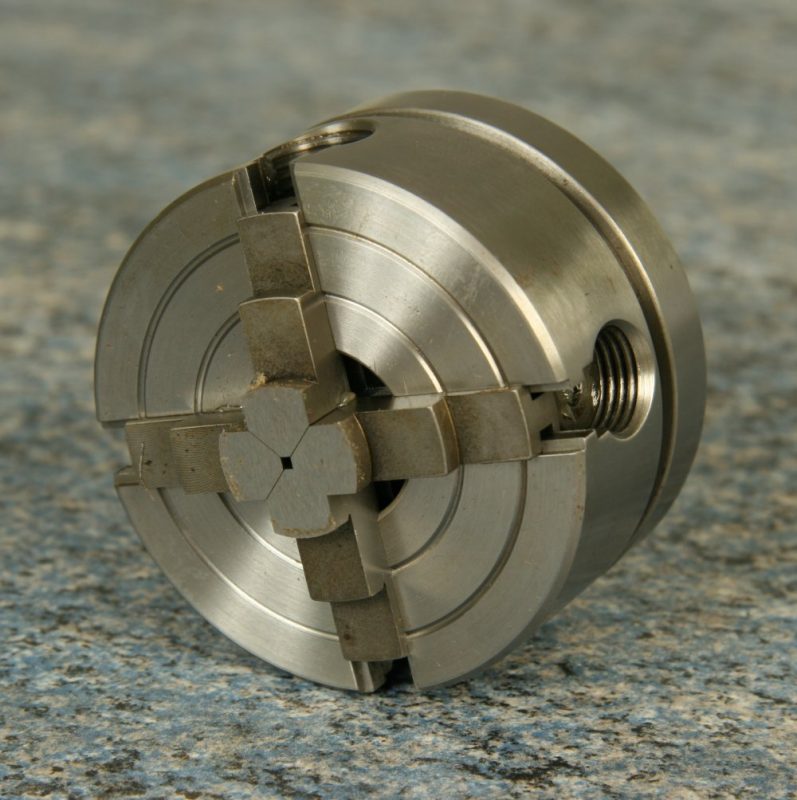 4-jaw chuck – Cowells Small Machine Tools